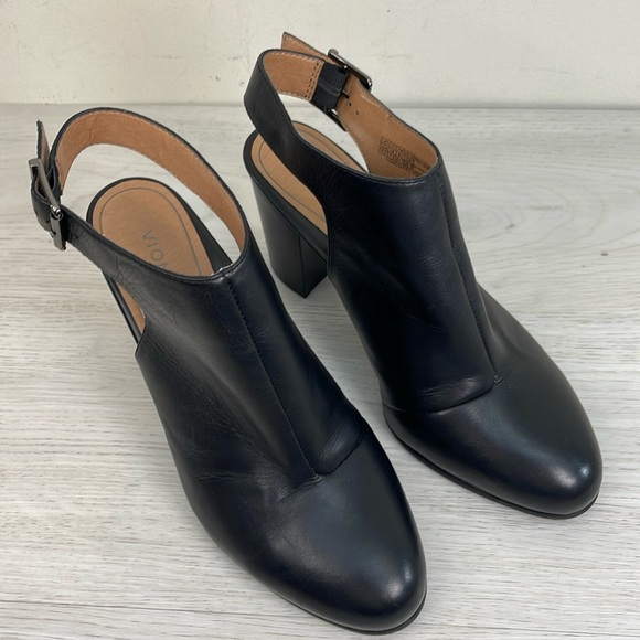 Vionic | Shoes | Vionic Lacey Leather Mules | Poshmark